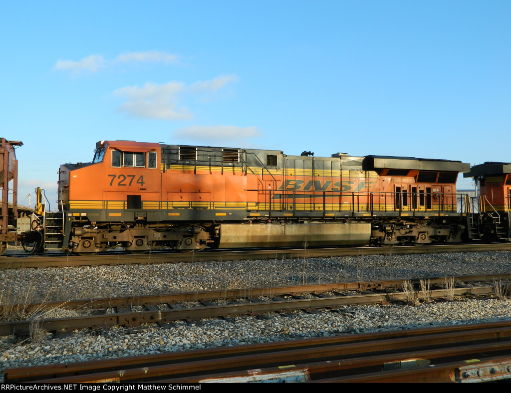 BNSF 7274